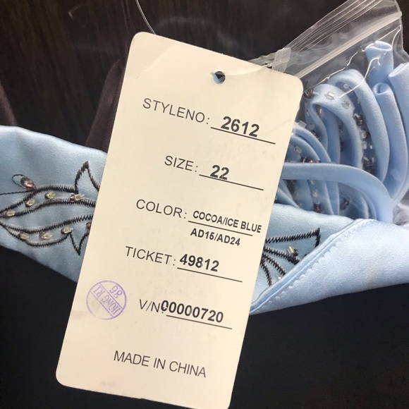 Alexis | Dresses | Gorgeous Gown | Poshmark